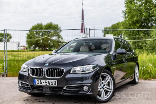 Black BMW 530 2014 in Riga, with an engine capacity of 3.00 L and mileage of 236 thousand km for 12990 €, photo 1 on AUTOMOTO.COM.LV