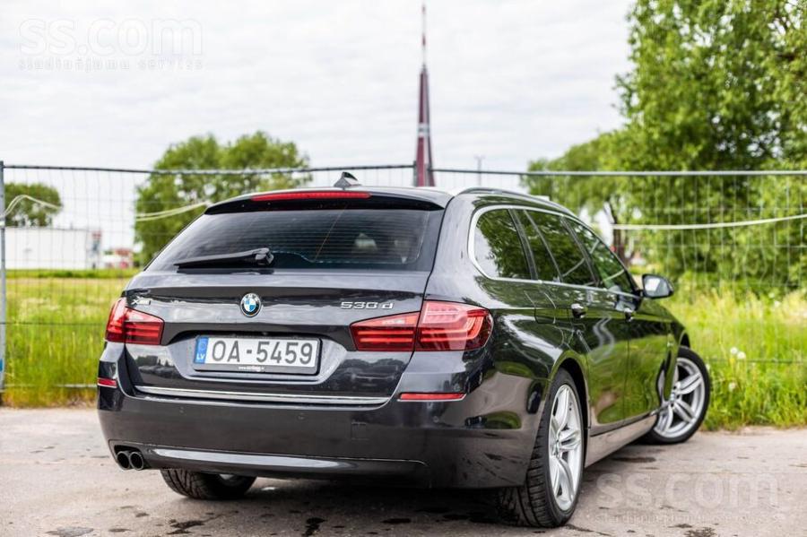 Melns BMW 530 2014 Rīga, ar dzinēja tilpumu 3.00 L un nobraukumu 236 tūkst. km par 12990 €, foto 8 vietnē AUTOMOTO.COM.LV