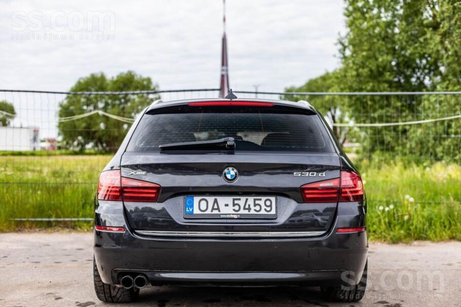 Melns BMW 530 2014 Rīga, ar dzinēja tilpumu 3.00 L un nobraukumu 236 tūkst. km par 12990 €, foto 9 vietnē AUTOMOTO.COM.LV