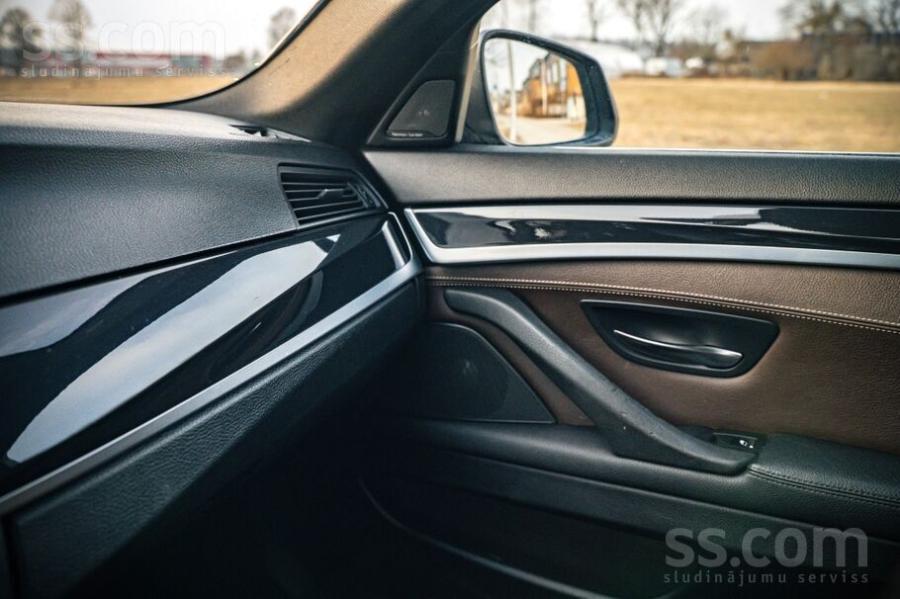 Melns BMW 530 2014 Rīga, ar dzinēja tilpumu 3.00 L un nobraukumu 0 tūkst. km par 8990 €, foto 16 vietnē AUTOMOTO.COM.LV