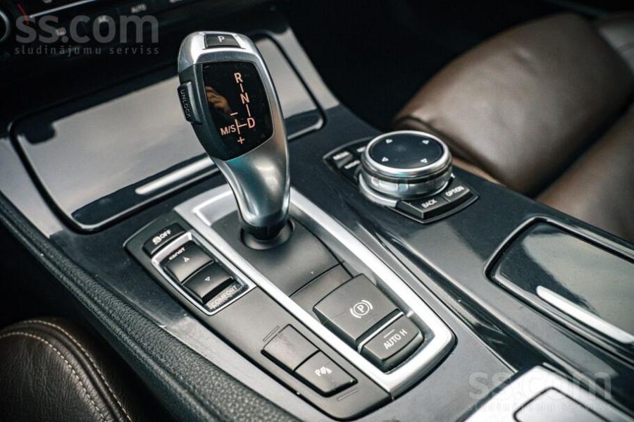 Melns BMW 530 2014 Rīga, ar dzinēja tilpumu 3.00 L un nobraukumu 0 tūkst. km par 8990 €, foto 17 vietnē AUTOMOTO.COM.LV