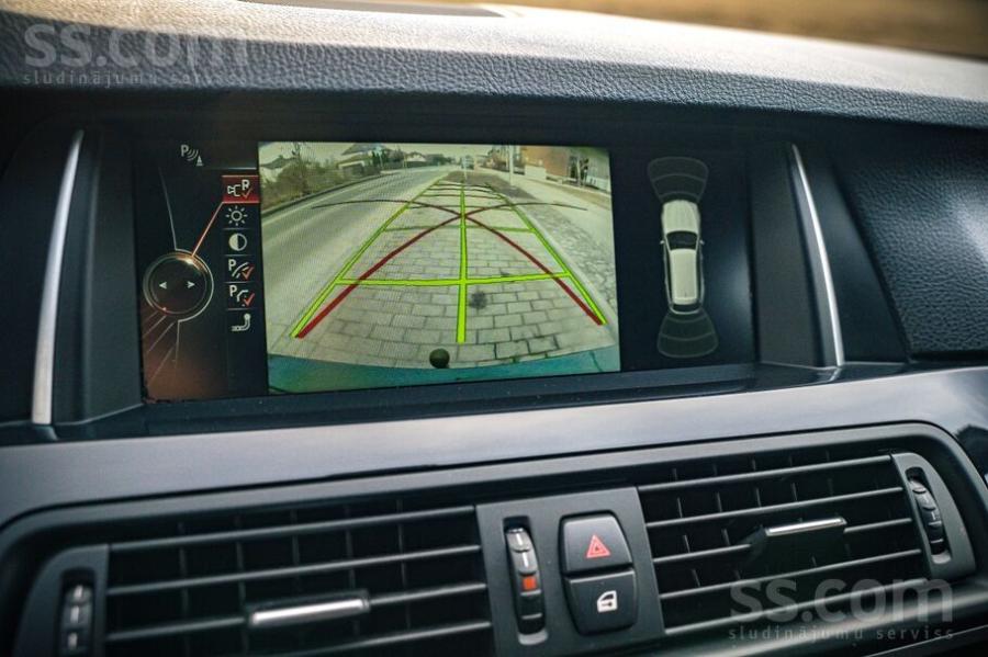 Melns BMW 530 2014 Rīga, ar dzinēja tilpumu 3.00 L un nobraukumu 0 tūkst. km par 8990 €, foto 24 vietnē AUTOMOTO.COM.LV