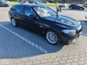 Black BMW 530 2014 in Siauliai, with an engine capacity of 3.00 L and mileage of 301 thousand km for 11800 €, photo 3 on AUTOMOTO.COM.LV