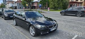 Black BMW 530 2014 in Riga, with an engine capacity of 3.00 L and mileage of 218 thousand km for 17350 €, photo 3 on AUTOMOTO.COM.LV