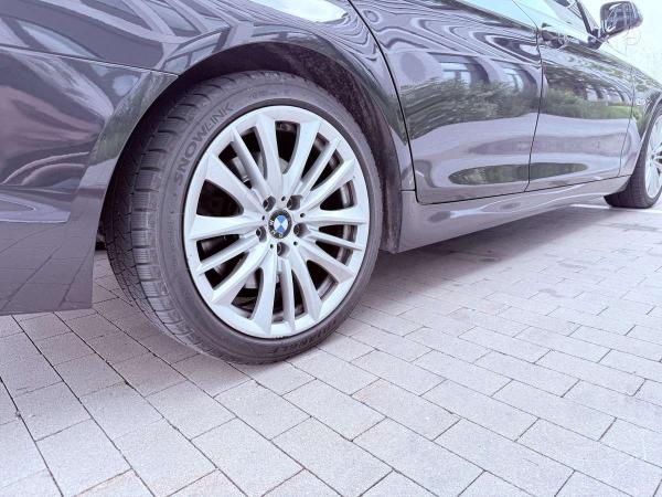 Black BMW 530 2014 in Vilnius, with an engine capacity of 2.99 L and mileage of 306 thousand km for 12900 €, photo 6 on AUTOMOTO.COM.LV