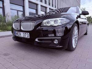 Черный БМВ 530 2014 в Вильнюс, объемом двигателя 2.99 л и пробегом 306 тыс. км за 12900 €, фото 25 на AUTOMOTO.COM.LV