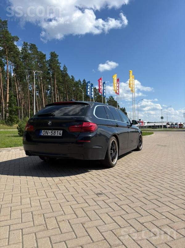 Melns BMW 530 2014 Rīga, ar dzinēja tilpumu 3.00 L un nobraukumu 264 tūkst. km par 9500 €, foto 4 vietnē AUTOMOTO.COM.LV