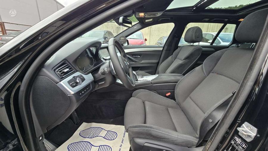 Melns BMW 530 2014 Kauņa, ar dzinēja tilpumu 2.99 L un nobraukumu 290 tūkst. km par 10999 €, foto 10 vietnē AUTOMOTO.COM.LV