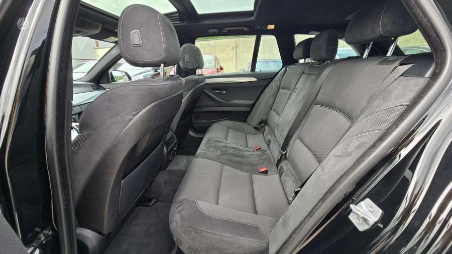 Melns BMW 530 2014 Kauņa, ar dzinēja tilpumu 2.99 L un nobraukumu 290 tūkst. km par 10999 €, foto 18 vietnē AUTOMOTO.COM.LV