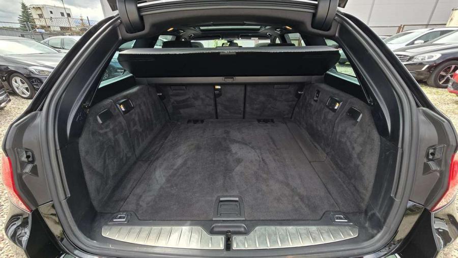 Melns BMW 530 2014 Kauņa, ar dzinēja tilpumu 2.99 L un nobraukumu 290 tūkst. km par 10999 €, foto 19 vietnē AUTOMOTO.COM.LV