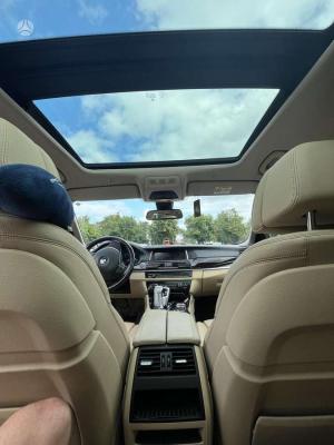 Black BMW 530 2014 in Alytus, with an engine capacity of 2.99 L and mileage of 362 thousand km for 9900 €, photo 10 on AUTOMOTO.COM.LV