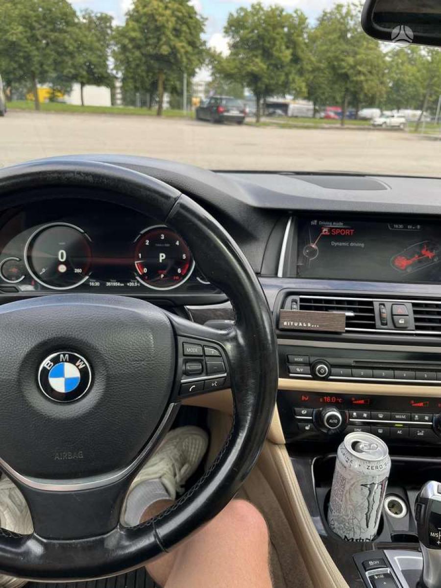 Black BMW 530 2014 in Alytus, with an engine capacity of 2.99 L and mileage of 362 thousand km for 9900 €, photo 14 on AUTOMOTO.COM.LV