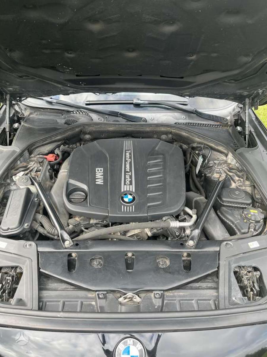 Black BMW 530 2014 in Alytus, with an engine capacity of 2.99 L and mileage of 362 thousand km for 9900 €, photo 23 on AUTOMOTO.COM.LV