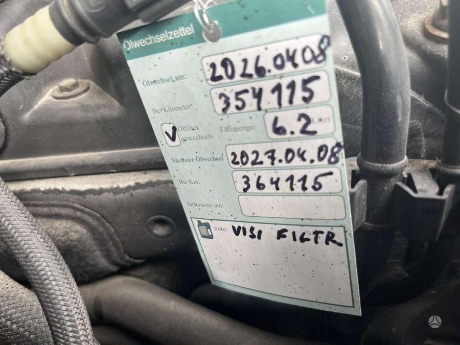 Black BMW 530 2014 in Alytus, with an engine capacity of 2.99 L and mileage of 362 thousand km for 9900 €, photo 24 on AUTOMOTO.COM.LV