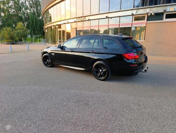 Black BMW 530 2014 in Kaunas, with an engine capacity of 3.00 L and mileage of 255 thousand km for 12790 €, photo 4 on AUTOMOTO.COM.LV