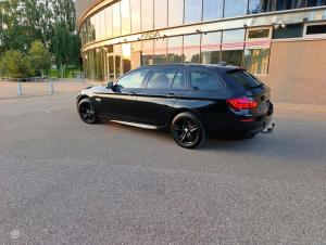 Melns BMW 530 2014 Kauņa, ar dzinēja tilpumu 3.00 L un nobraukumu 255 tūkst. km par 12790 €, foto 5 vietnē AUTOMOTO.COM.LV