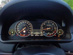 Melns BMW 530 2014 Kauņa, ar dzinēja tilpumu 3.00 L un nobraukumu 255 tūkst. km par 12790 €, foto 32 vietnē AUTOMOTO.COM.LV