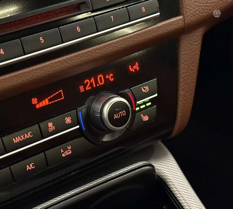 Melns BMW 530 2014 Marijampole, ar dzinēja tilpumu 2.99 L un nobraukumu 291 tūkst. km par 11999 €, foto 8 vietnē AUTOMOTO.COM.LV