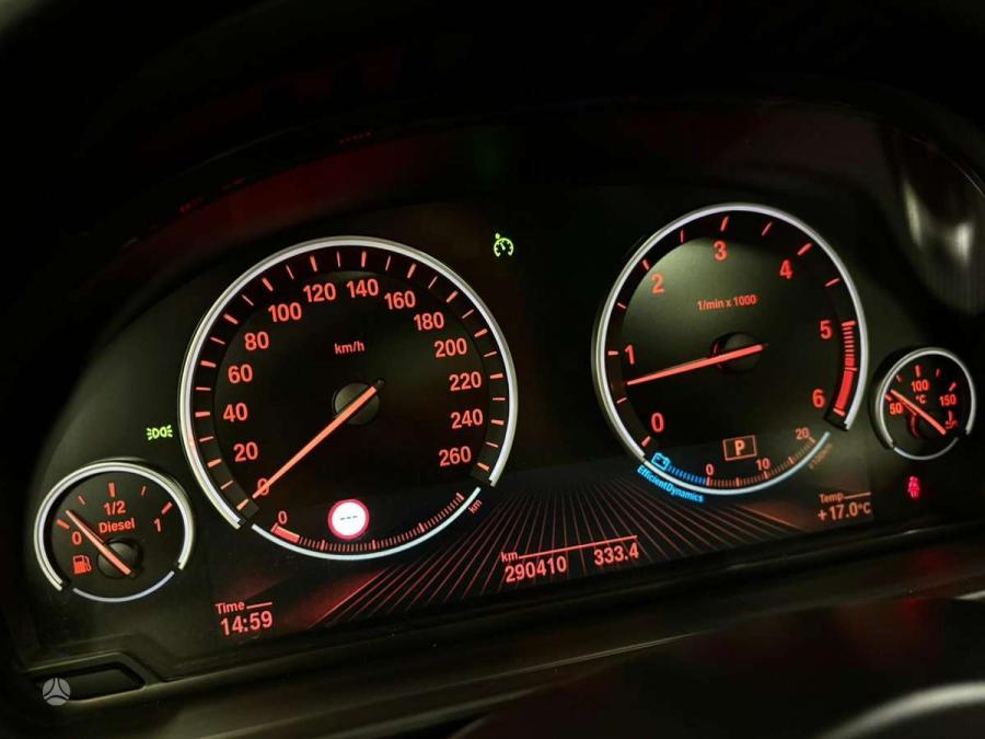 Melns BMW 530 2014 Marijampole, ar dzinēja tilpumu 2.99 L un nobraukumu 291 tūkst. km par 11999 €, foto 12 vietnē AUTOMOTO.COM.LV
