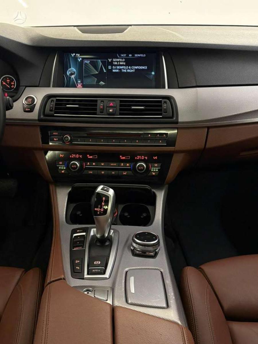 Melns BMW 530 2014 Marijampole, ar dzinēja tilpumu 2.99 L un nobraukumu 291 tūkst. km par 11999 €, foto 17 vietnē AUTOMOTO.COM.LV
