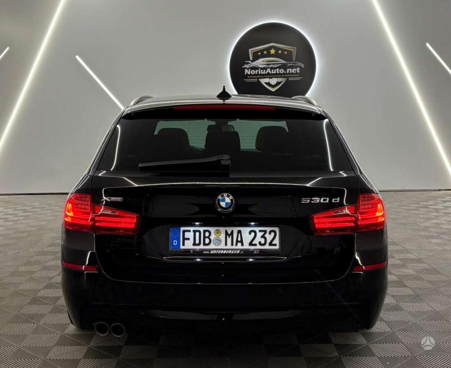 Melns BMW 530 2014 Marijampole, ar dzinēja tilpumu 2.99 L un nobraukumu 291 tūkst. km par 11999 €, foto 26 vietnē AUTOMOTO.COM.LV