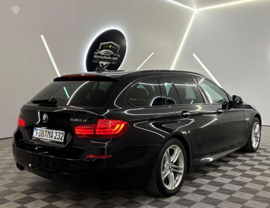Melns BMW 530 2014 Marijampole, ar dzinēja tilpumu 2.99 L un nobraukumu 291 tūkst. km par 11999 €, foto 27 vietnē AUTOMOTO.COM.LV