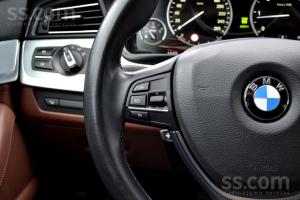 Melns BMW 530 2014 Tukums, ar dzinēja tilpumu 3.00 L un nobraukumu 259 tūkst. km par 12990 €, foto 24 vietnē AUTOMOTO.COM.LV