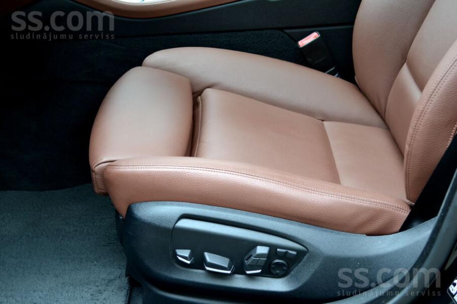 Melns BMW 530 2014 Tukums, ar dzinēja tilpumu 3.00 L un nobraukumu 259 tūkst. km par 12990 €, foto 28 vietnē AUTOMOTO.COM.LV