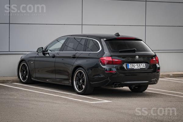 Black BMW 530 2014 in Riga, with an engine capacity of 3.00 L and mileage of 264 thousand km for 8950 €, photo 7 on AUTOMOTO.COM.LV