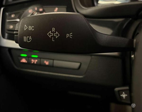 Black BMW 530 2014 in Marijampole, with an engine capacity of 2.99 L and mileage of 241 thousand km for 12650 €, photo 10 on AUTOMOTO.COM.LV