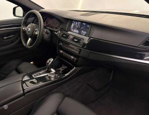 Black BMW 530 2014 in Marijampole, with an engine capacity of 2.99 L and mileage of 241 thousand km for 12650 €, photo 22 on AUTOMOTO.COM.LV