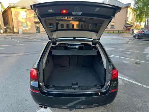 Melns BMW 530 2014 Raseiniai, ar dzinēja tilpumu 3.00 L un nobraukumu 268 tūkst. km par 9777 €, foto 17 vietnē AUTOMOTO.COM.LV