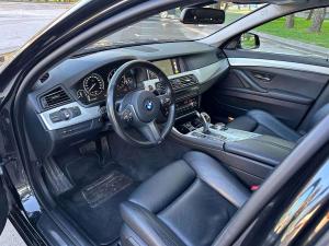 Melns BMW 530 2014 Raseiniai, ar dzinēja tilpumu 3.00 L un nobraukumu 268 tūkst. km par 9777 €, foto 21 vietnē AUTOMOTO.COM.LV