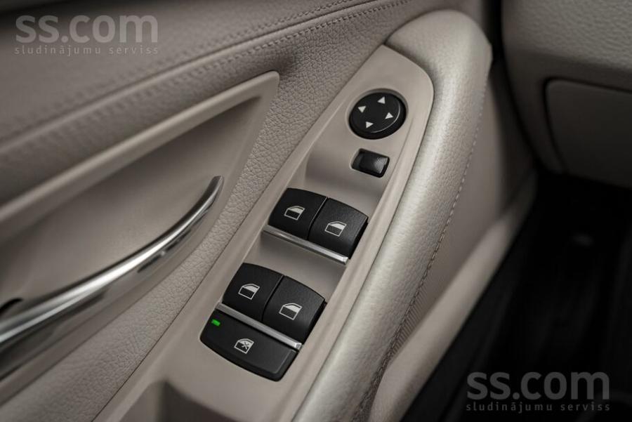 Black BMW 530 2014 in Riga, with an engine capacity of 3.00 L and mileage of 264 thousand km for 9500 €, photo 29 on AUTOMOTO.COM.LV