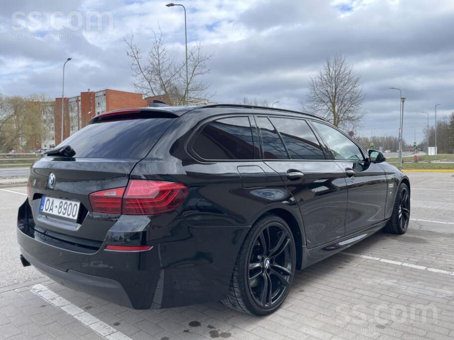 Black BMW 530 2015 in Riga, with an engine capacity of 3.00 L and mileage of 195 thousand km for 16500 €, photo 7 on AUTOMOTO.COM.LV