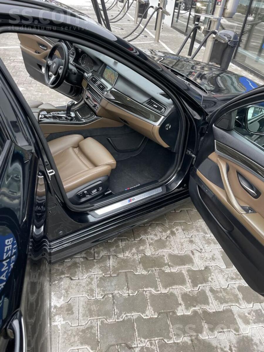 Black BMW 530 2015 in Riga, with an engine capacity of 3.00 L and mileage of 195 thousand km for 16500 €, photo 8 on AUTOMOTO.COM.LV