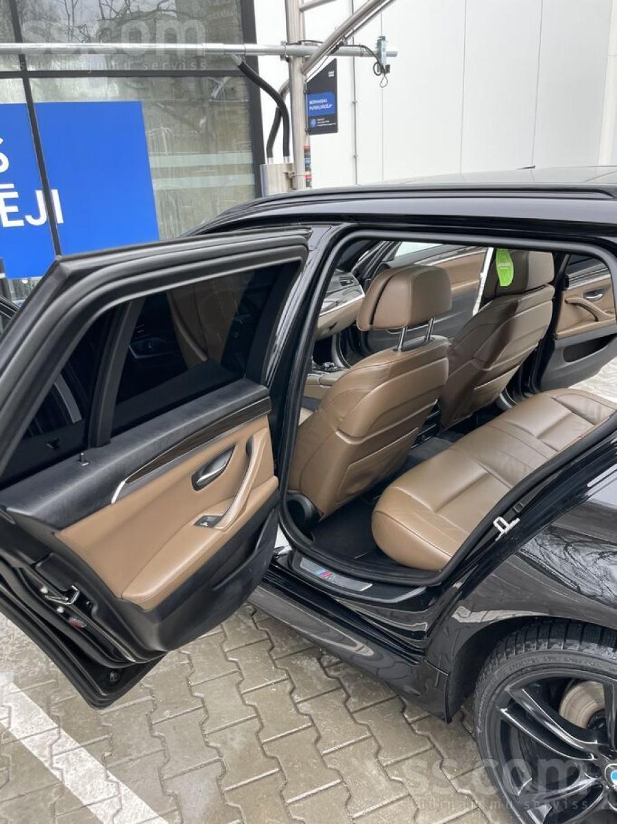 Black BMW 530 2015 in Riga, with an engine capacity of 3.00 L and mileage of 195 thousand km for 16500 €, photo 10 on AUTOMOTO.COM.LV