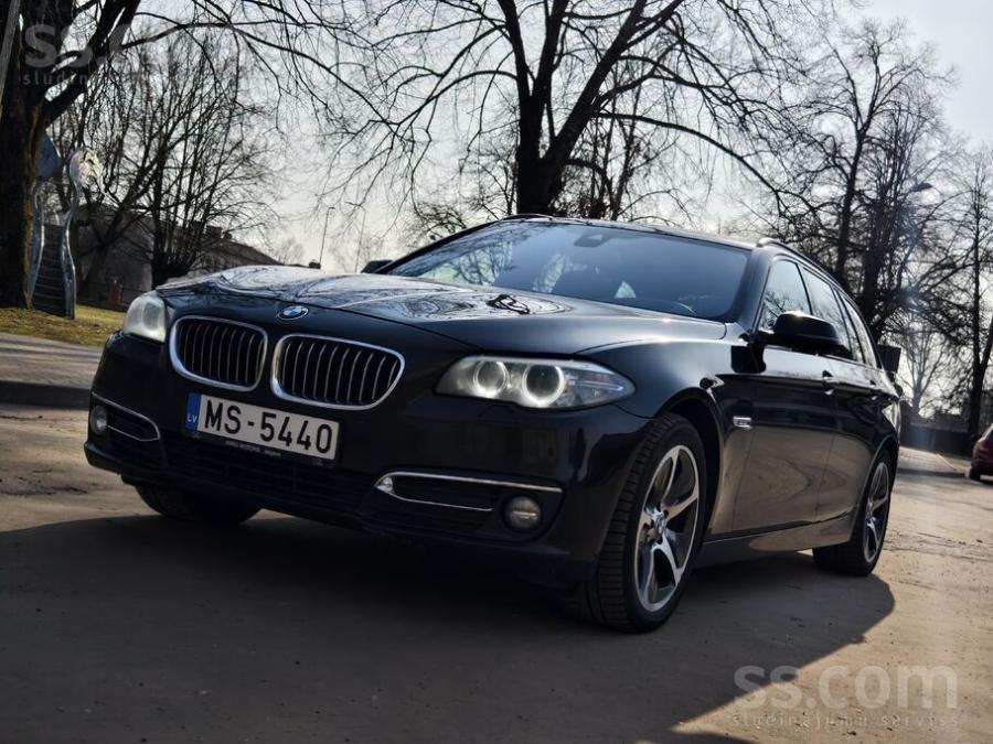 Black BMW 530 2015 in Riga, with an engine capacity of 3.00 L and mileage of 0 thousand km for 11000 €, photo 2 on AUTOMOTO.COM.LV