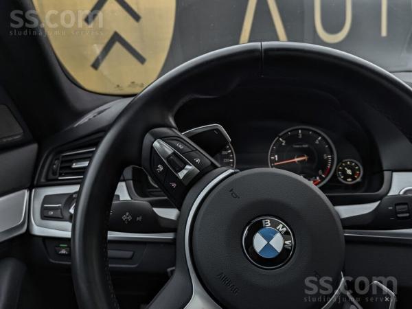 Black BMW 530 2015 in Tukums, with an engine capacity of 3.00 L and mileage of 226 thousand km for 15500 €, photo 10 on AUTOMOTO.COM.LV