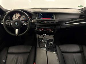 Black BMW 530 2015 in Marijampole, with an engine capacity of 2.99 L and mileage of 308 thousand km for 12350 €, photo 18 on AUTOMOTO.COM.LV