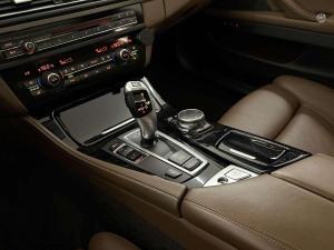 Black BMW 530 2015 in Marijampole, with an engine capacity of 2.99 L and mileage of 250 thousand km for 13650 €, photo 26 on AUTOMOTO.COM.LV