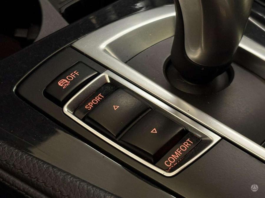 Black BMW 530 2015 in Marijampole, with an engine capacity of 2.99 L and mileage of 308 thousand km for 11350 €, photo 15 on AUTOMOTO.COM.LV