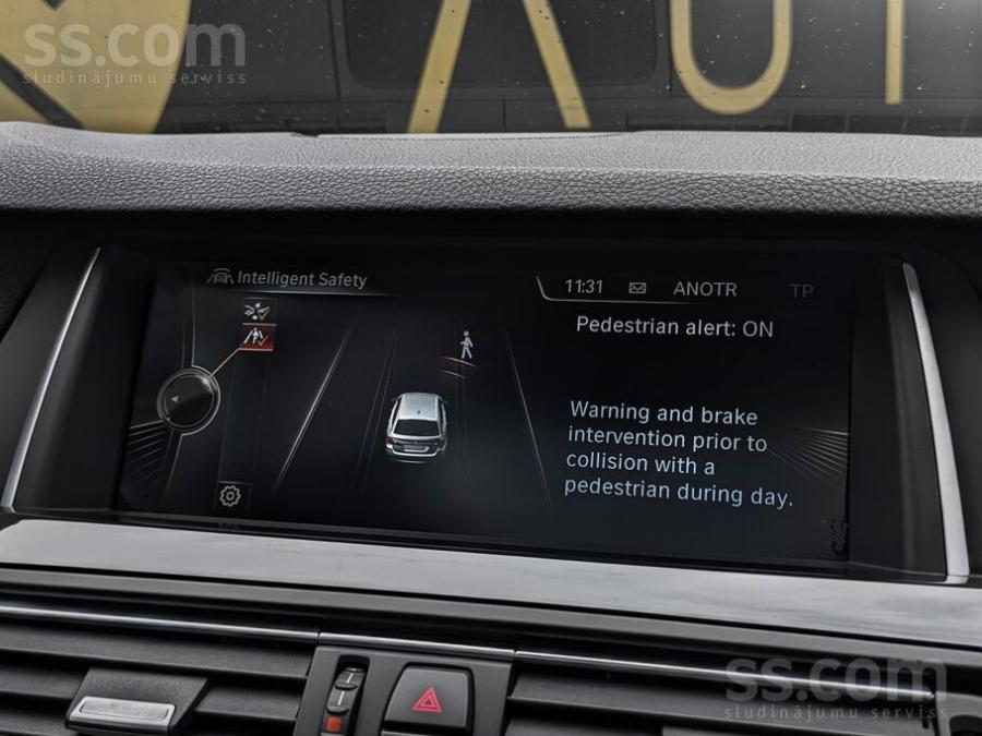 Melns BMW 530 2015 Tukums, ar dzinēja tilpumu 3.00 L un nobraukumu 284 tūkst. km par 11990 €, foto 16 vietnē AUTOMOTO.COM.LV