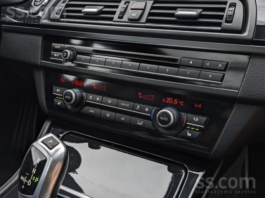 Melns BMW 530 2015 Tukums, ar dzinēja tilpumu 3.00 L un nobraukumu 284 tūkst. km par 11990 €, foto 20 vietnē AUTOMOTO.COM.LV