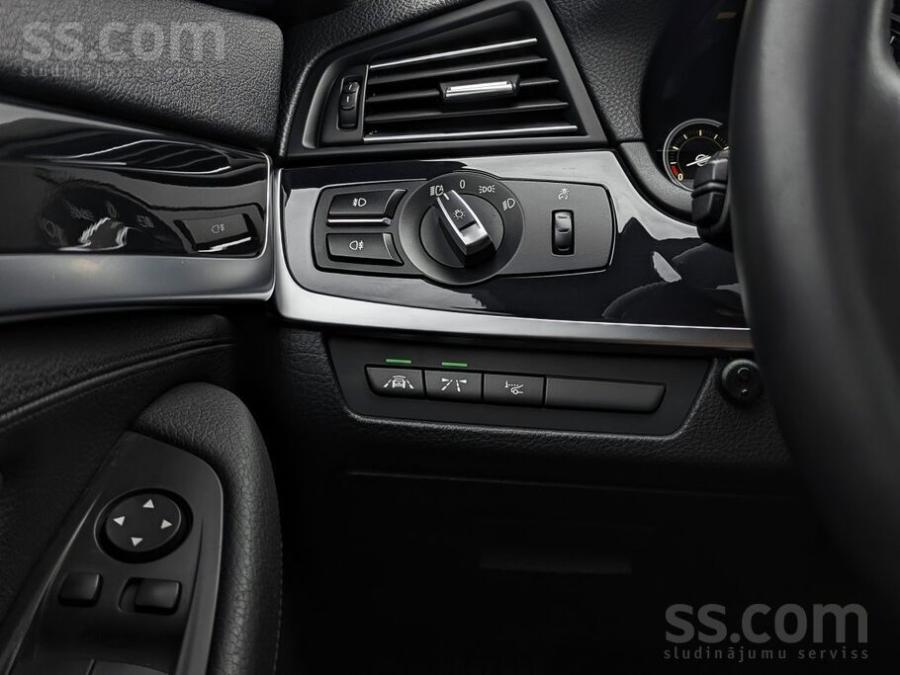 Melns BMW 530 2015 Tukums, ar dzinēja tilpumu 3.00 L un nobraukumu 284 tūkst. km par 11990 €, foto 24 vietnē AUTOMOTO.COM.LV