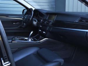 Melns BMW 530 2015 Kauņa, ar dzinēja tilpumu 3.00 L un nobraukumu 279 tūkst. km par 11950 €, foto 16 vietnē AUTOMOTO.COM.LV