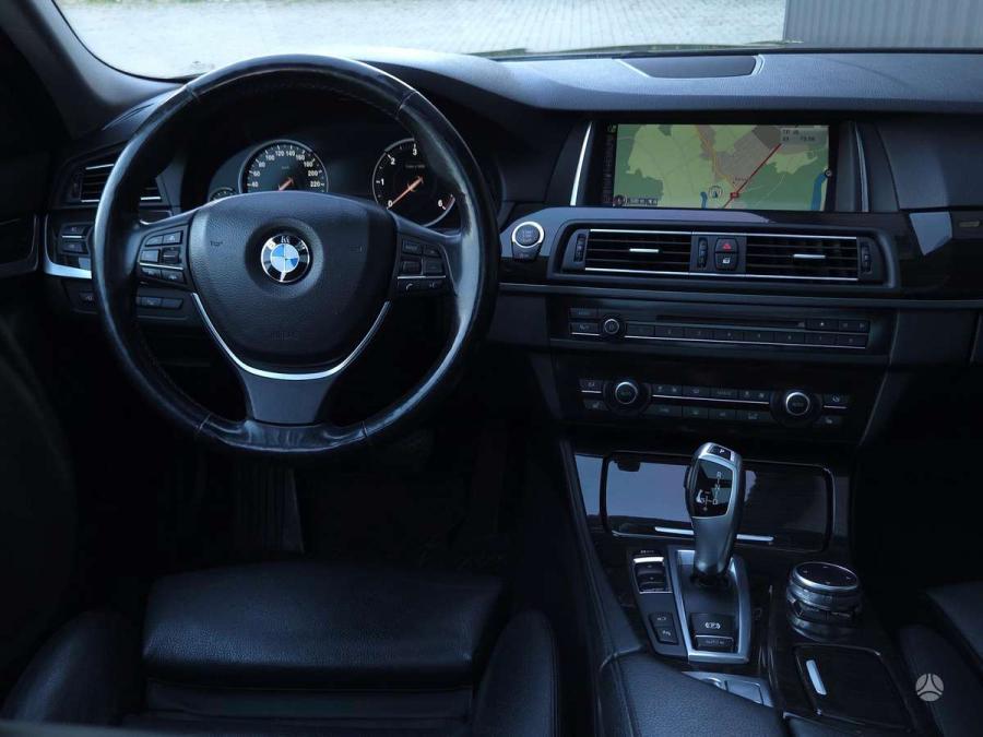 Melns BMW 530 2015 Kauņa, ar dzinēja tilpumu 3.00 L un nobraukumu 279 tūkst. km par 11950 €, foto 21 vietnē AUTOMOTO.COM.LV