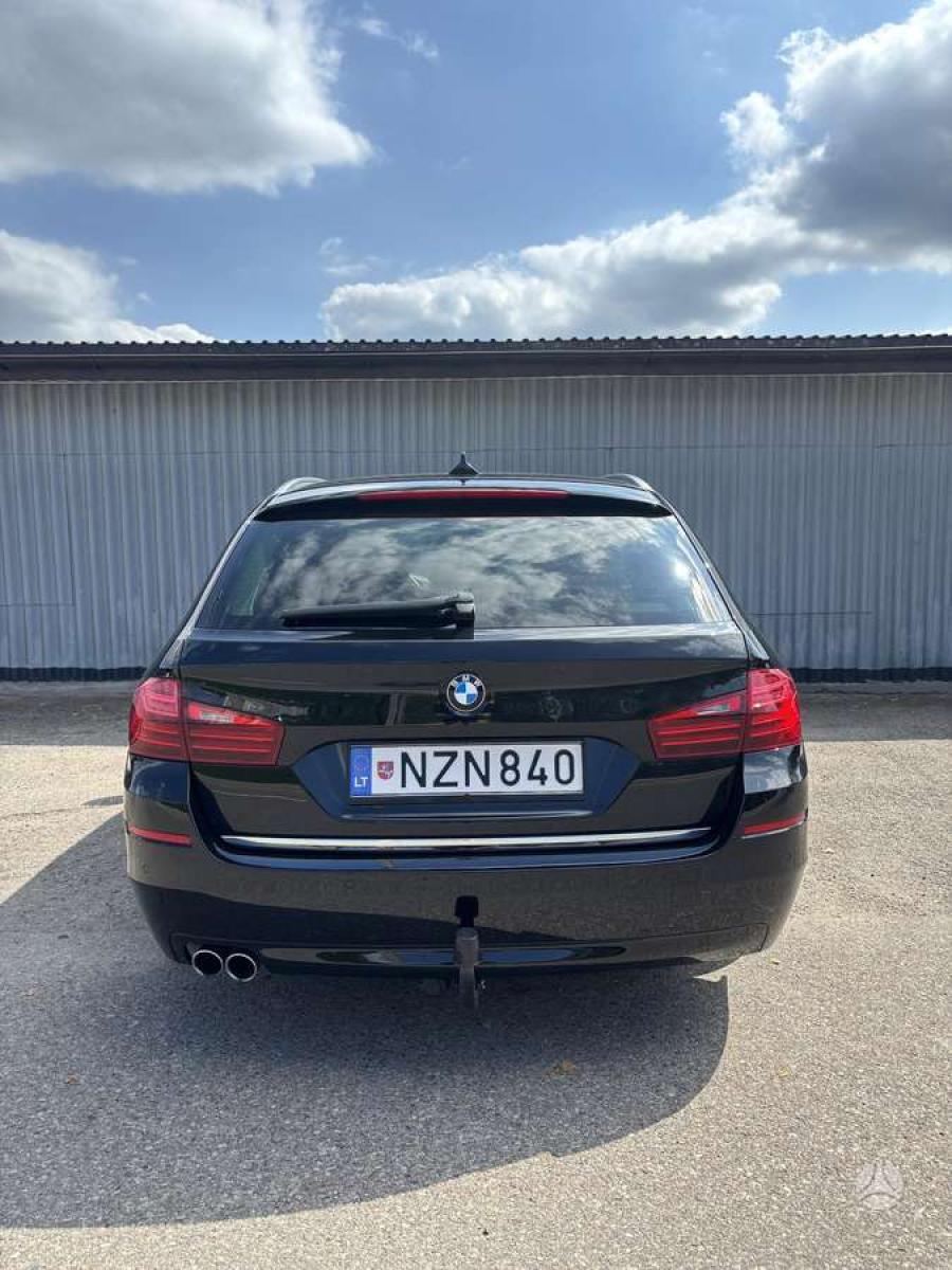 Black BMW 530 2015 in Jonava, with an engine capacity of 2.99 L and mileage of 223 thousand km for 11950 €, photo 15 on AUTOMOTO.COM.LV
