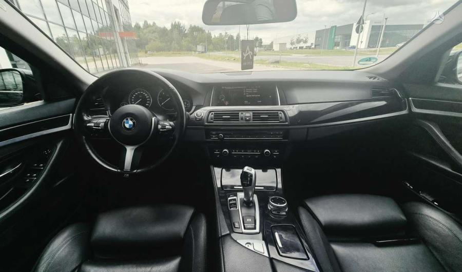 Black BMW 530 2015 in Vilnius, with an engine capacity of 2.99 L and mileage of 293 thousand km for 11200 €, photo 17 on AUTOMOTO.COM.LV