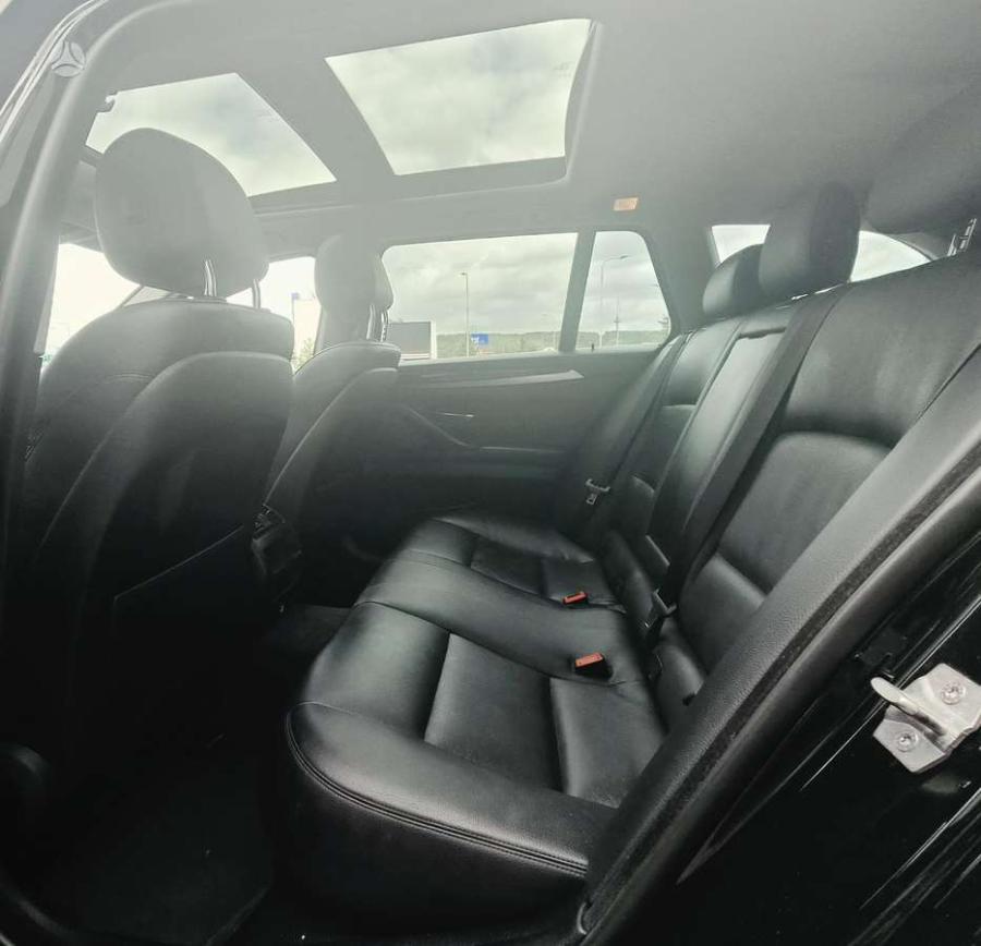 Black BMW 530 2015 in Vilnius, with an engine capacity of 2.99 L and mileage of 293 thousand km for 11200 €, photo 20 on AUTOMOTO.COM.LV
